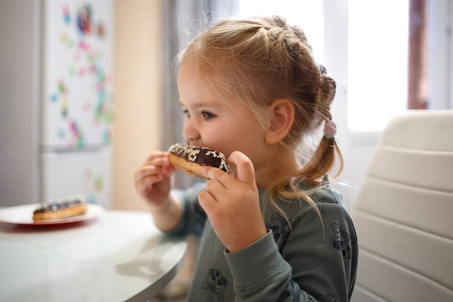 Research shows effective parental approaches to managing children's ...